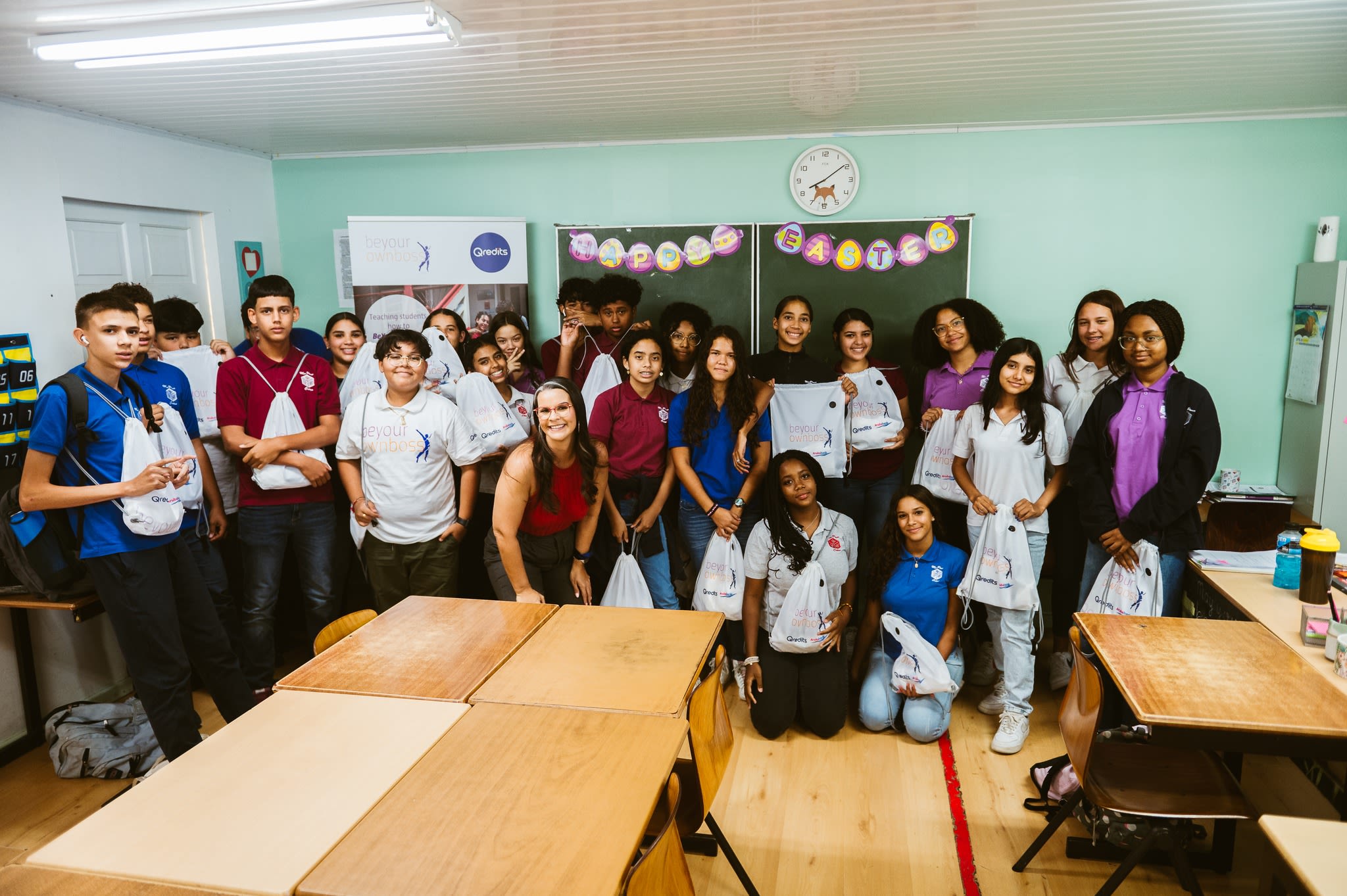 Qredits Aruba & Aruba Bank N.V. have collaborated for the project 'Be ...