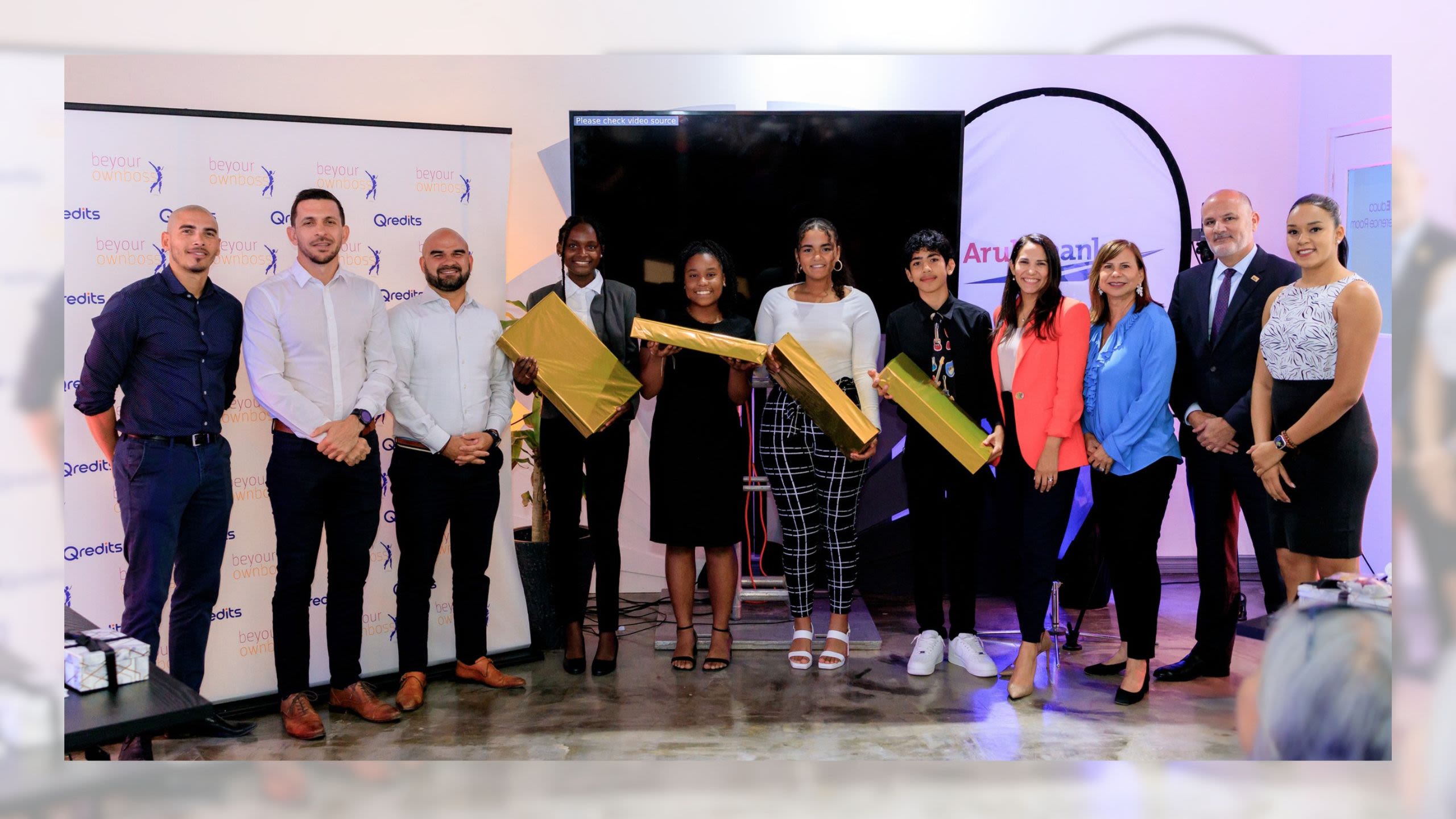 Qredits Aruba & Aruba Bank N.V. have collaborated for the project 'Be ...