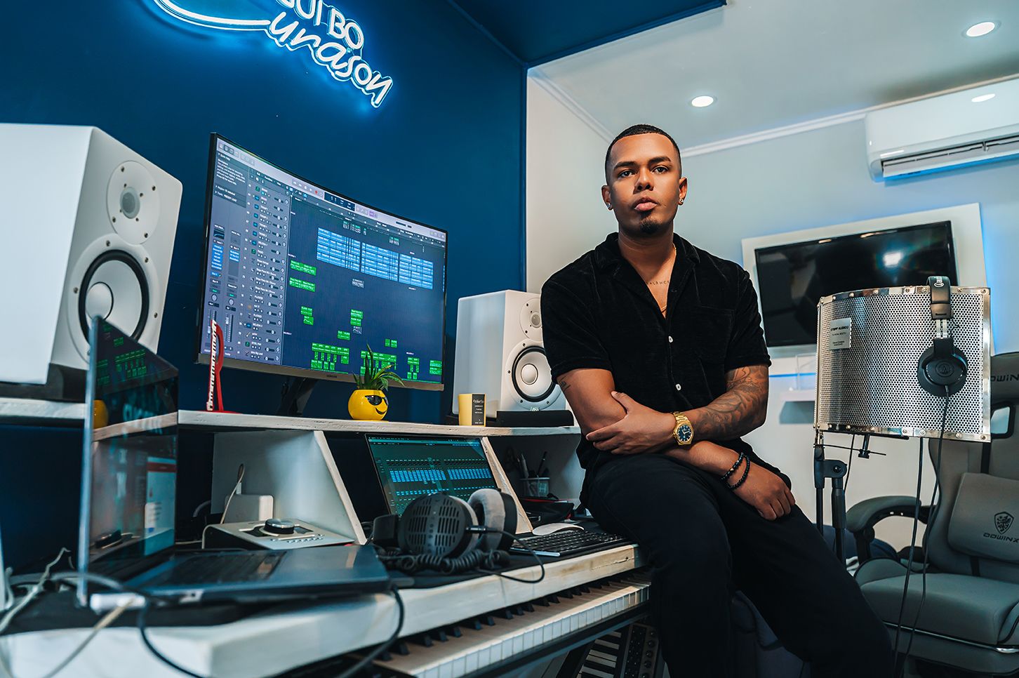 Rygel Isabella , music is his path