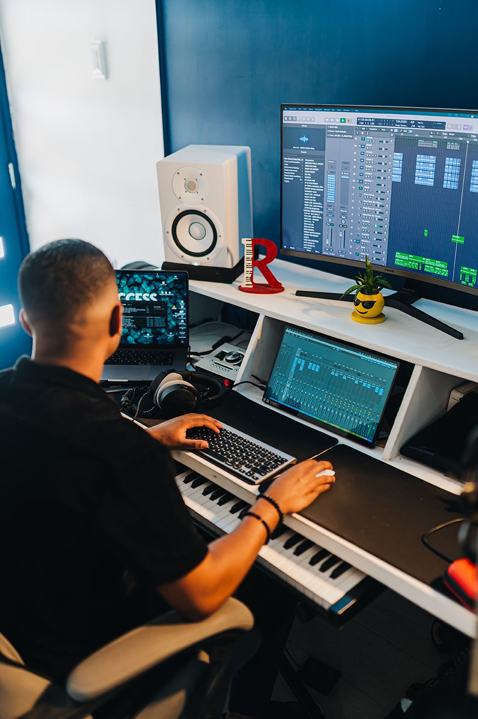 Rygel Isabella , music is his path