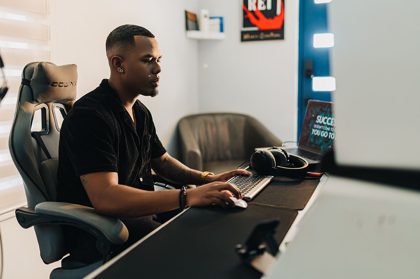 Rygel Isabella , music is his path