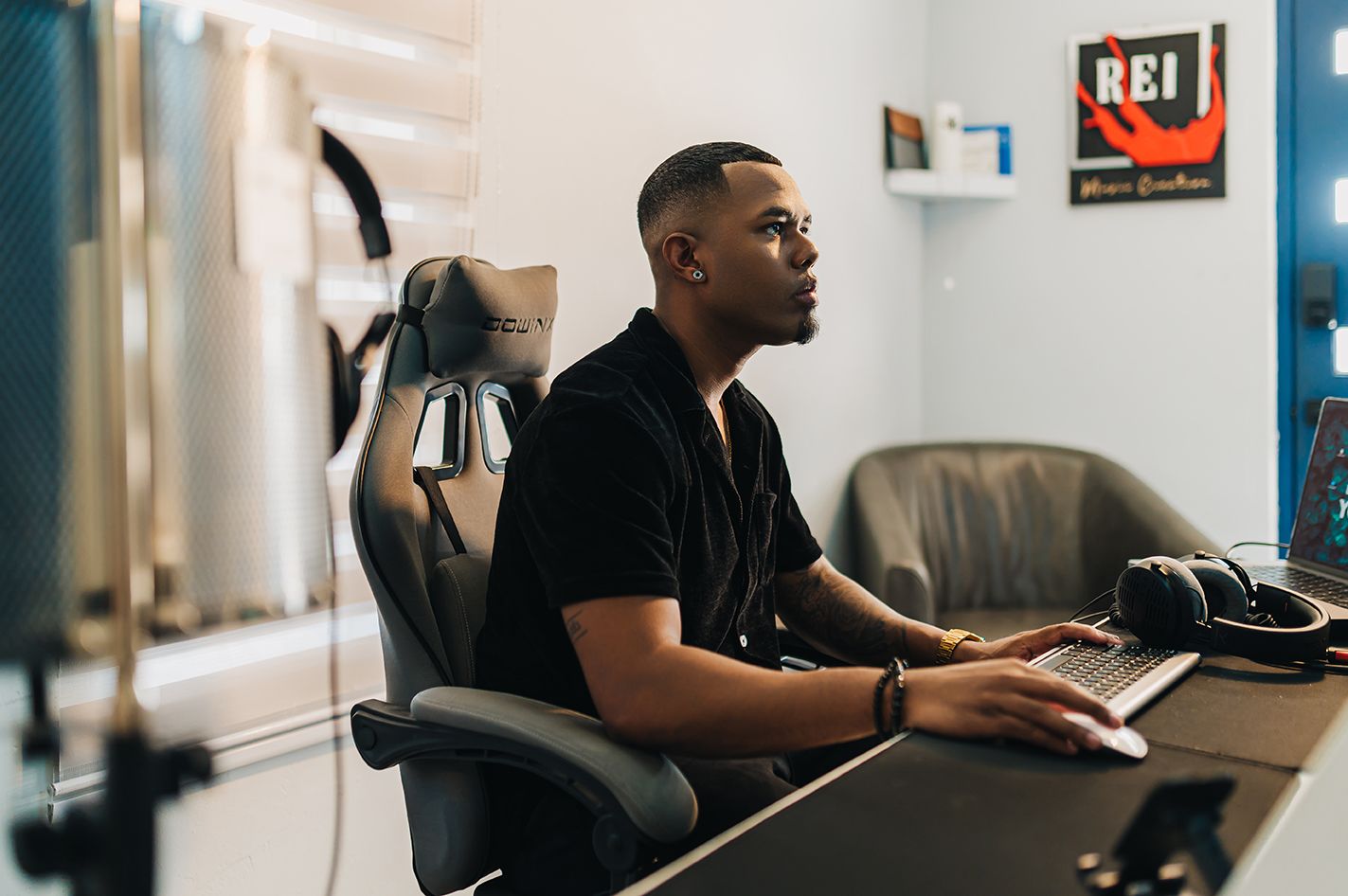 Rygel Isabella , music is his path